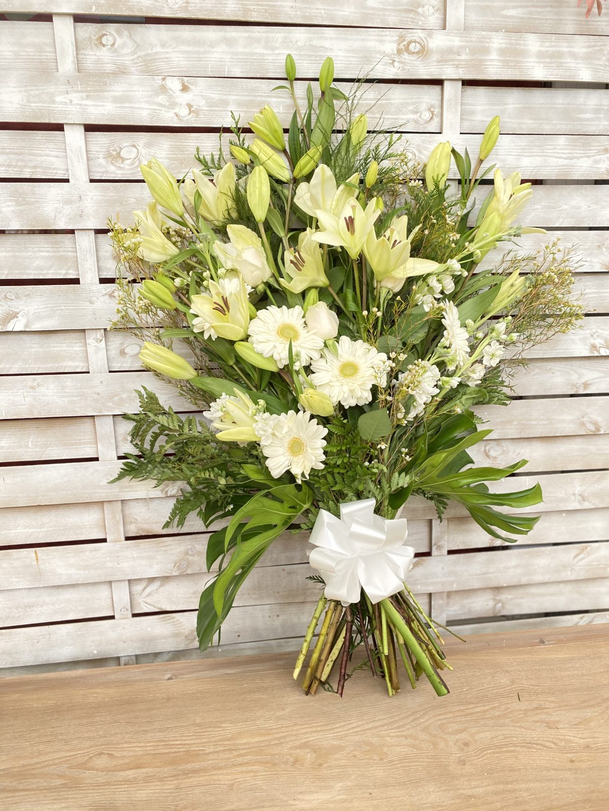 RAMO LILIUM – HortiFlor Floristas